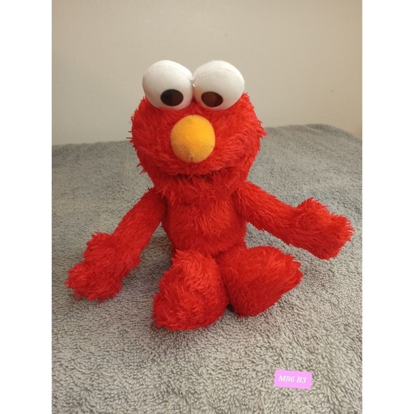 Hasbro | Toys | Sesame Street Workshop Elmo Plush Stuffed Toy 9 Hasbro ...